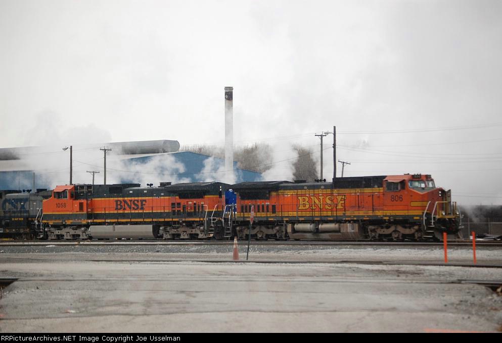 BNSF 1058